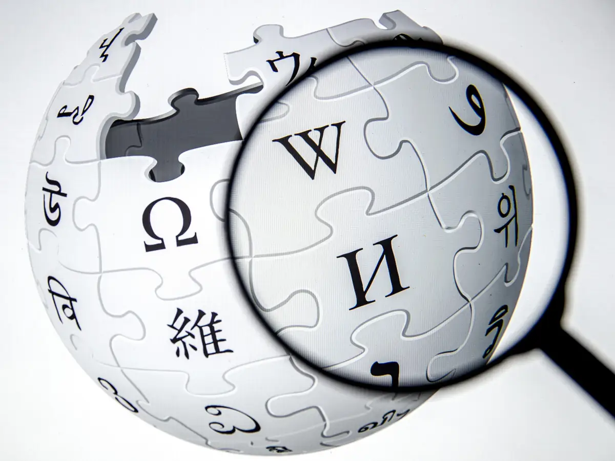 Wikipedia Faces Drop in Human Visitors as AI and Social Media Change ...